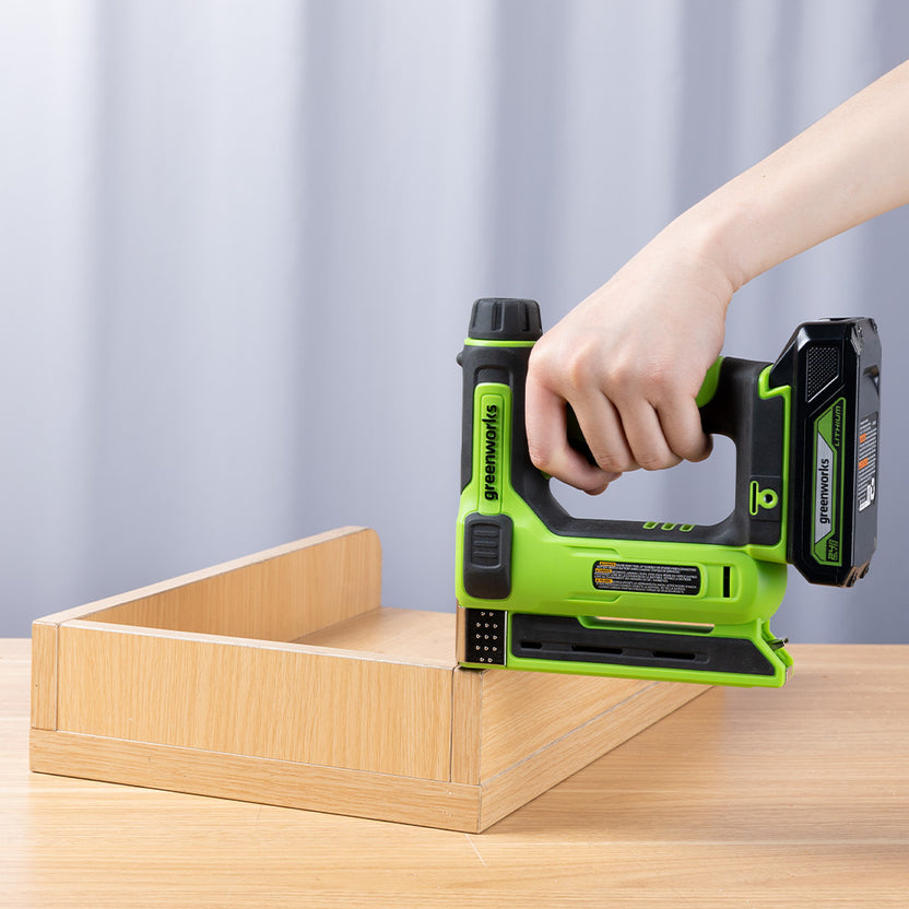 24V Battery Stapler GD24CS10 - Buy online at Greenworks